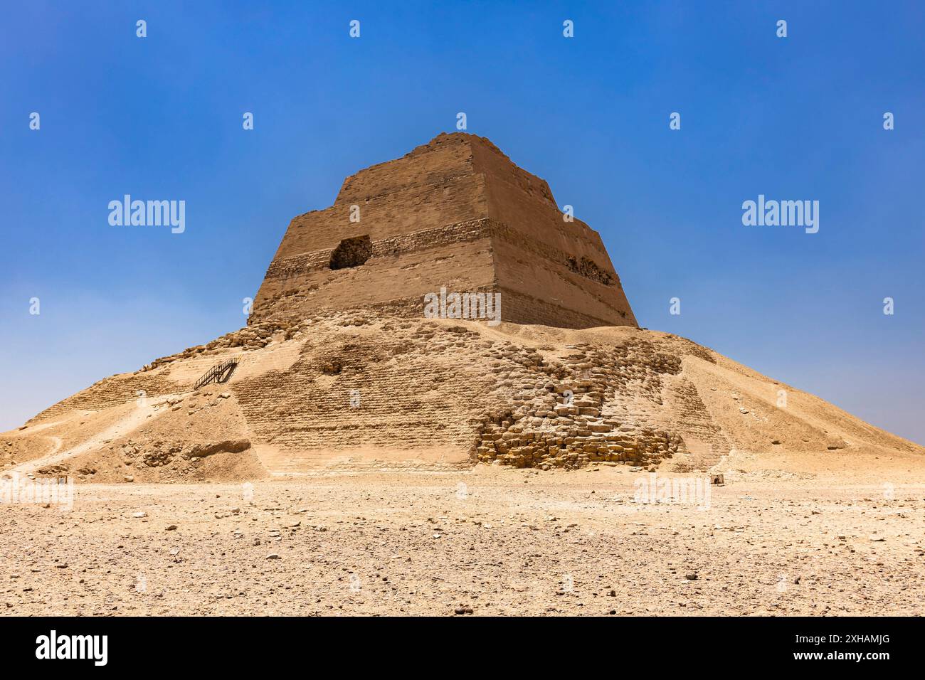 Meidum Pyramid(Maydum, Maidum, Meydum), Pharaoh Huni and Sneferu, Beni ...