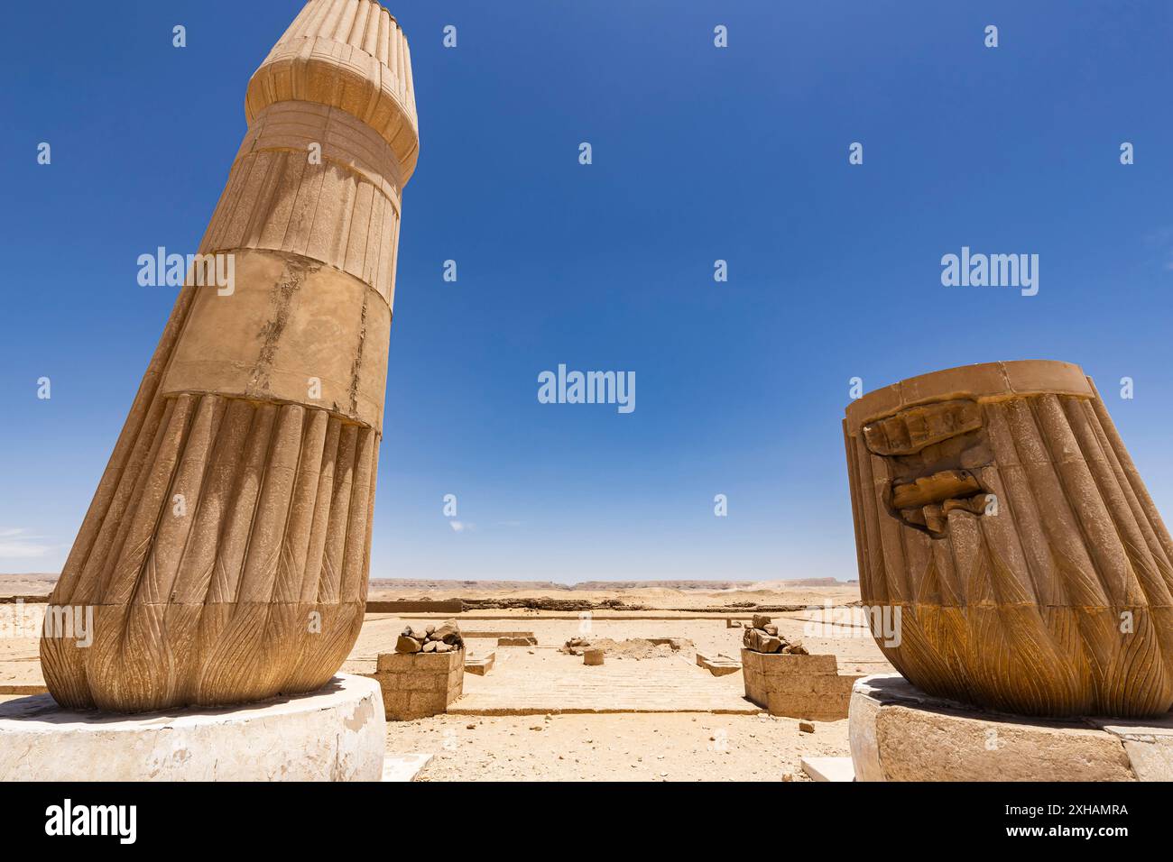 Amarna(Akhetaten), Small Aten temple, sanctuary court with columns ...