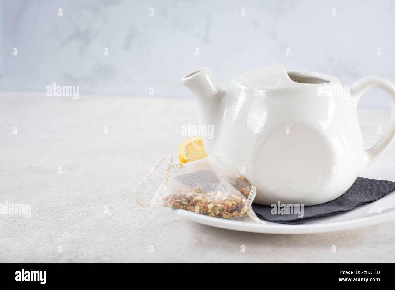 Side view pure hi-res stock photography and images - Alamy