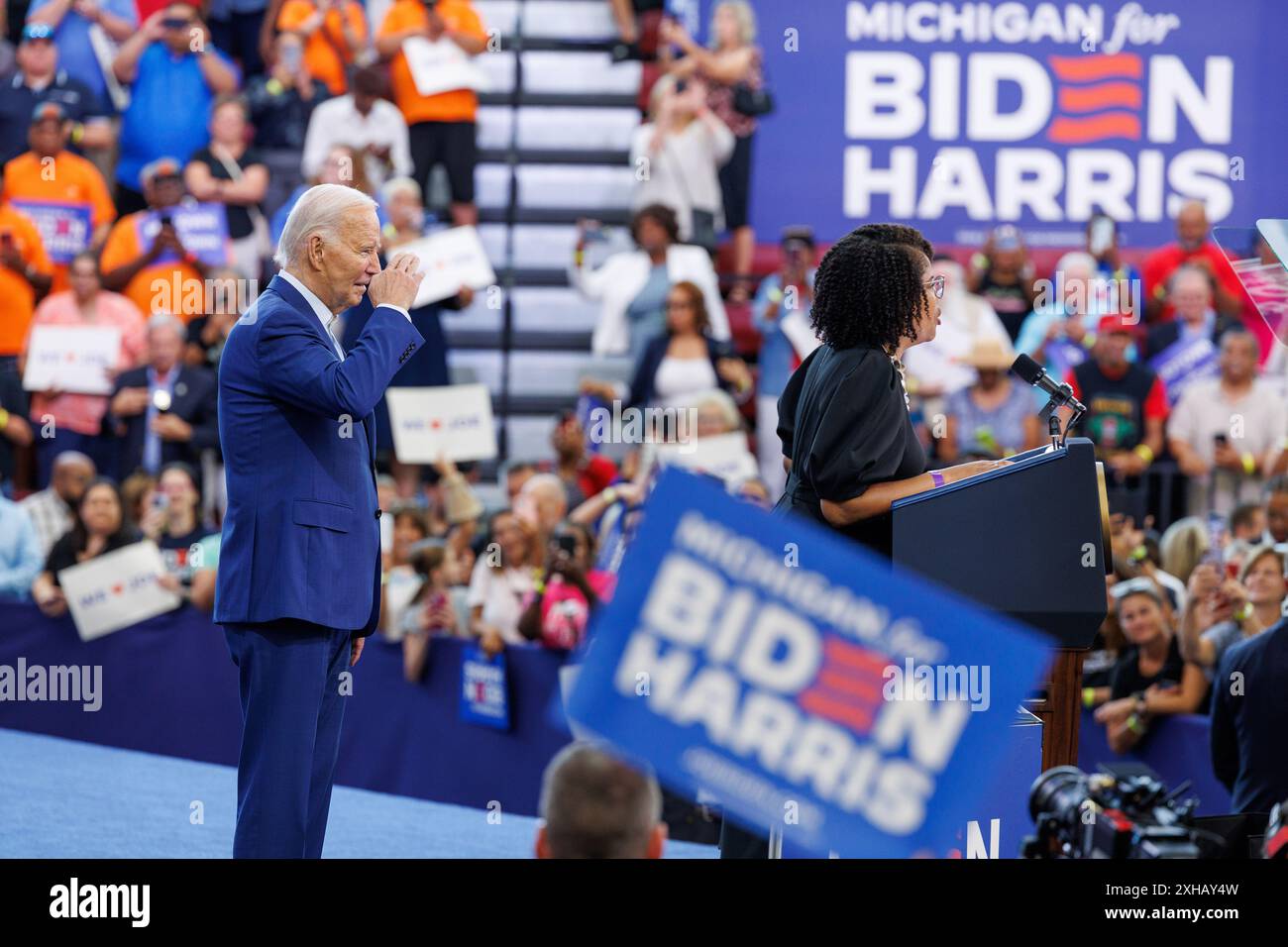 Detroit, USA. 12th July, 2024. Pastor Cindy Rudolph, right, introduces ...