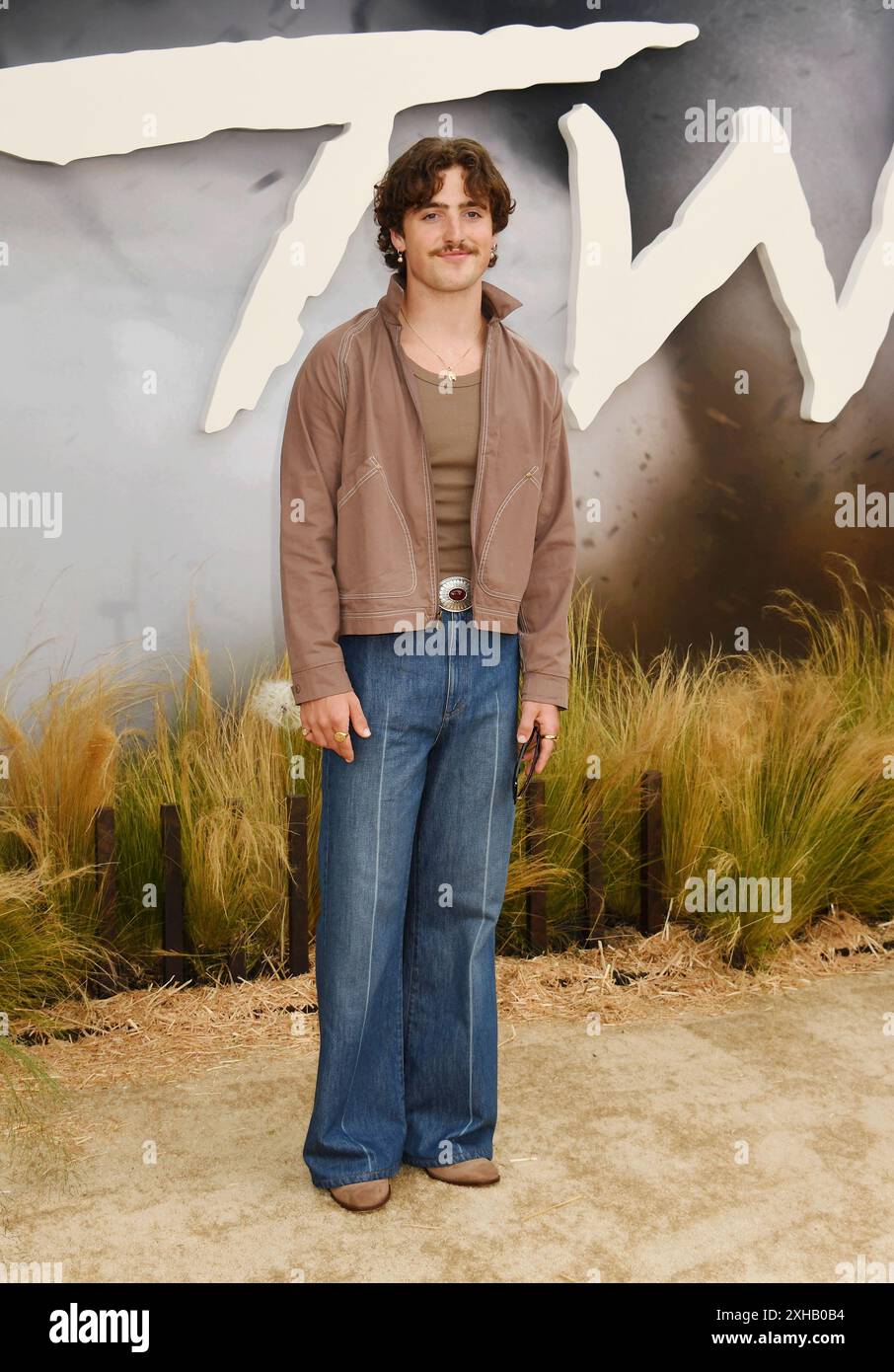 LOS ANGELES, CALIFORNIA - JULY 11: Benson Boone attends the premiere of ...