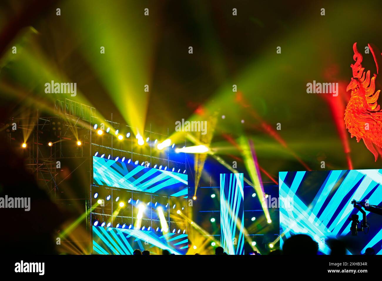 Stage lighting effect in the dark, close-up pictures Stock Photo - Alamy