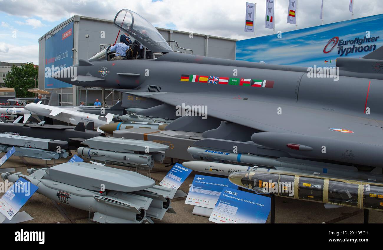 Eurofighter Typhoon jet with alternative missile and bomb ordnance on ...