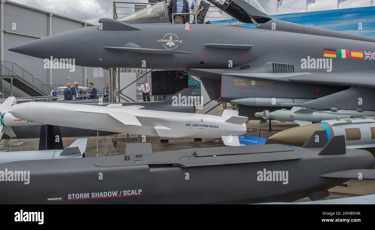 Eurofighter Typhoon jet with alternative missile and bomb ordnance on ...