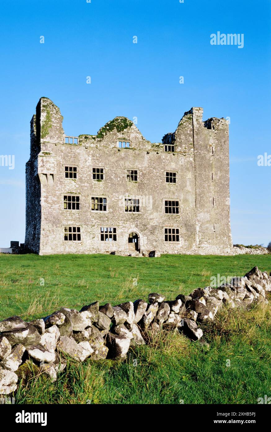 Leamaneh Castle in County Clare, Ireland Stock Photo - Alamy