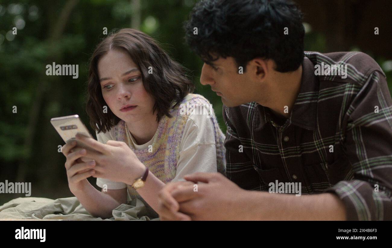 Tv guide 2024 hi-res stock photography and images - Alamy