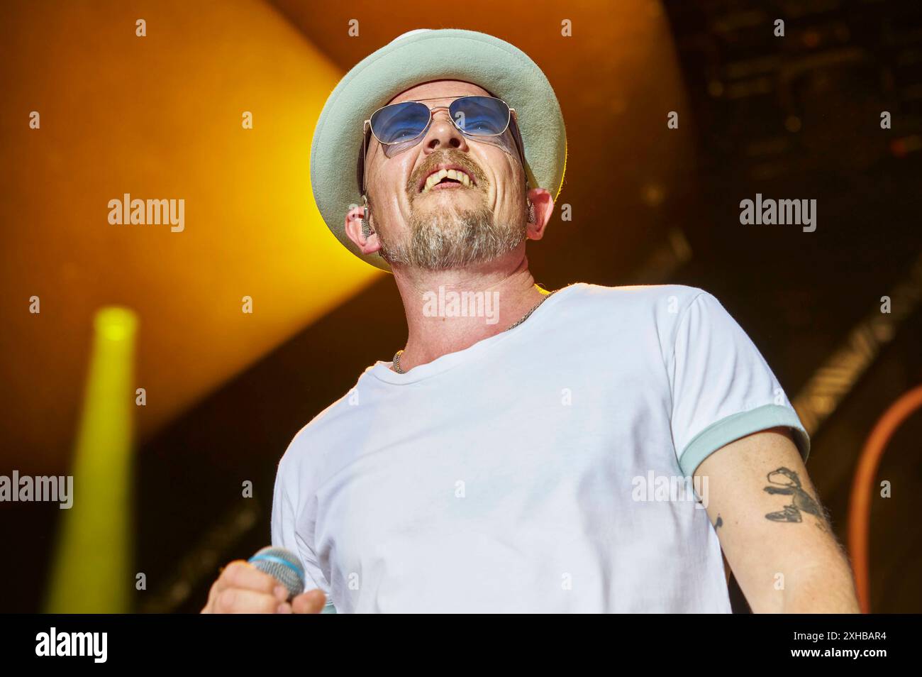 Jan Delay & Disko No. 1 live beim beim Sommerfestival 2024 unter dem ...