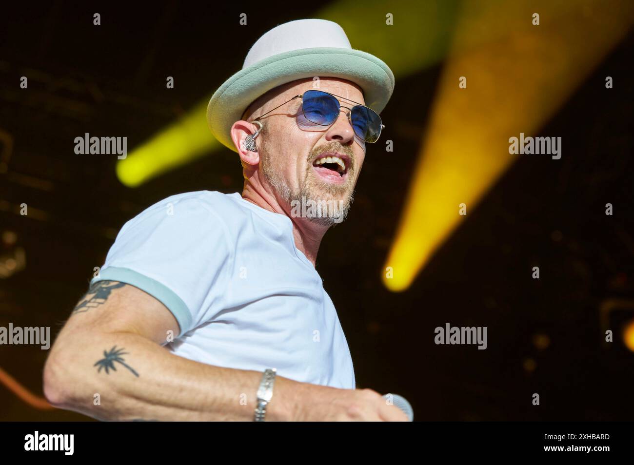 Jan Delay & Disko No. 1 live beim beim Sommerfestival 2024 unter dem ...