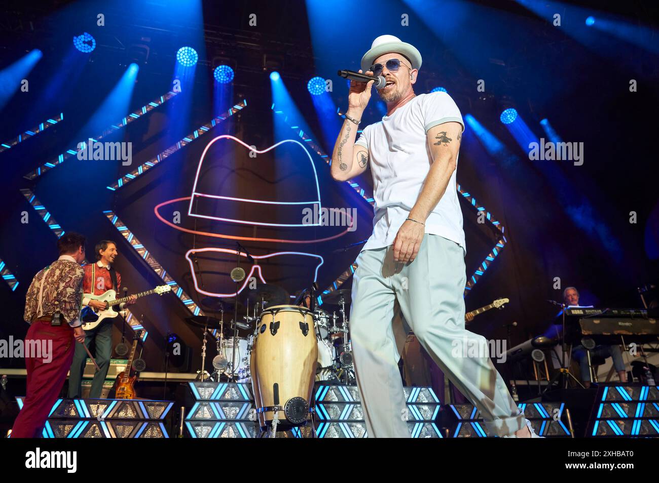 Jan Delay & Disko No. 1 live beim beim Sommerfestival 2024 unter dem ...