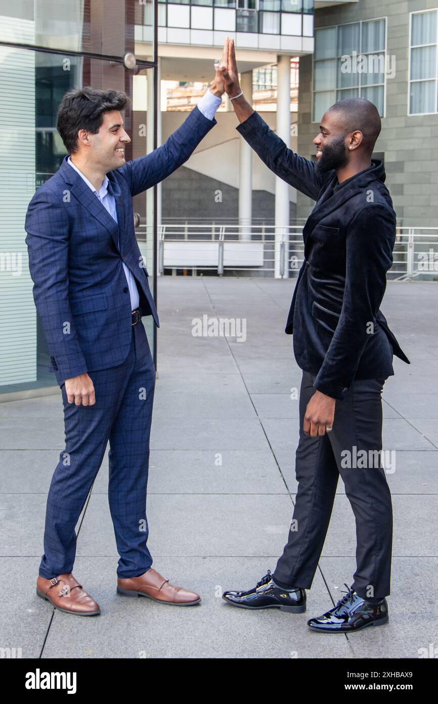 Sharp attire hi-res stock photography and images - Alamy