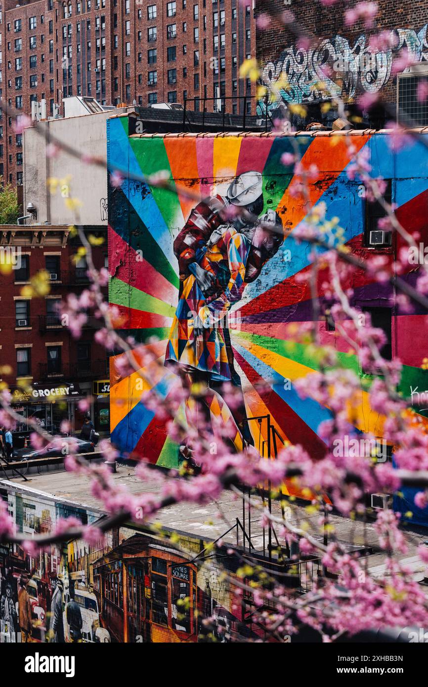 Spring Time and Wall Art in Manhattan New York City Stock Photo - Alamy