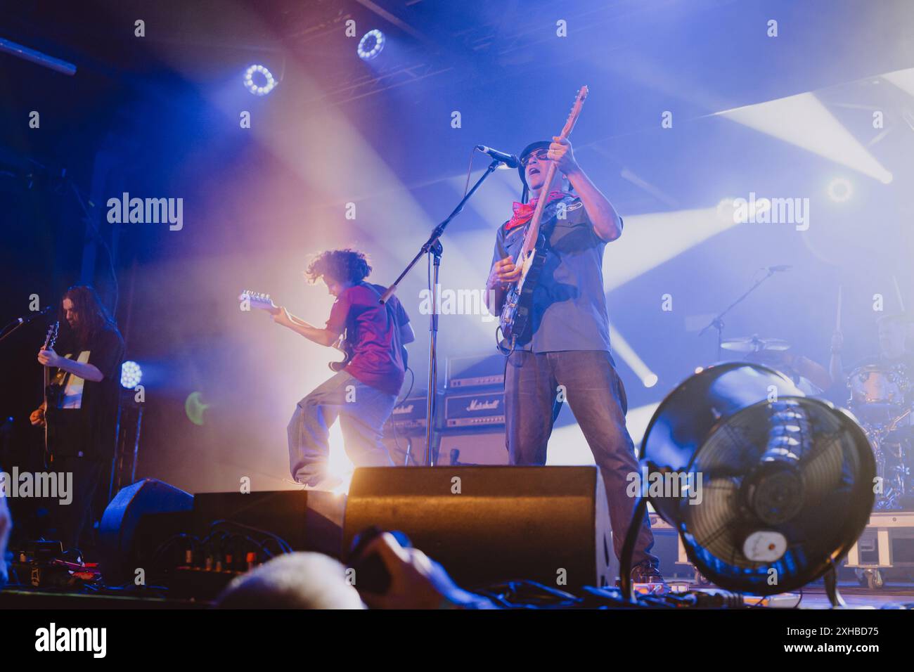 Tom morello guitar hi-res stock photography and images - Alamy