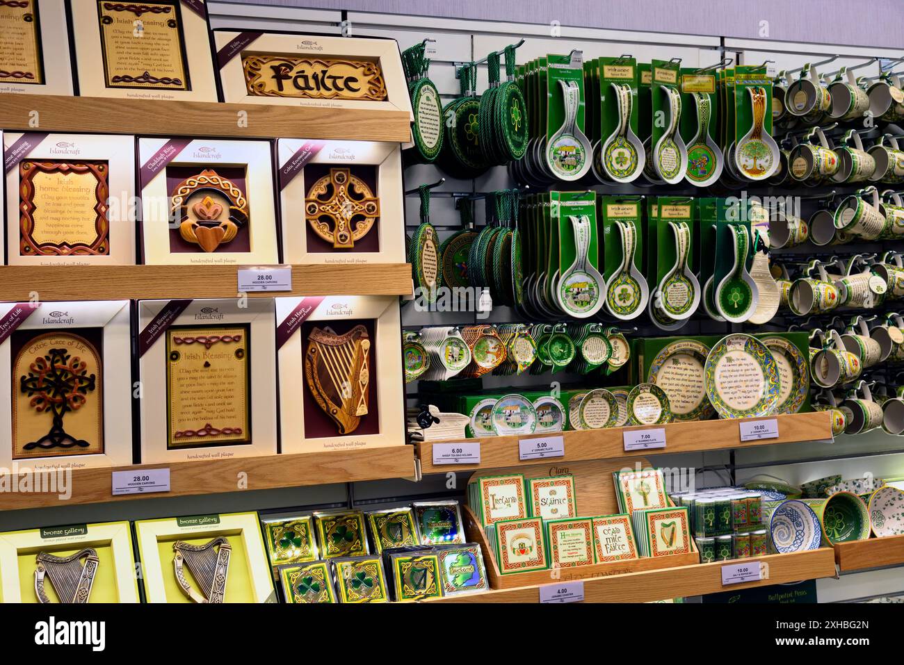 Carrolls Irish Gift shop Dublin Stock Photo - Alamy