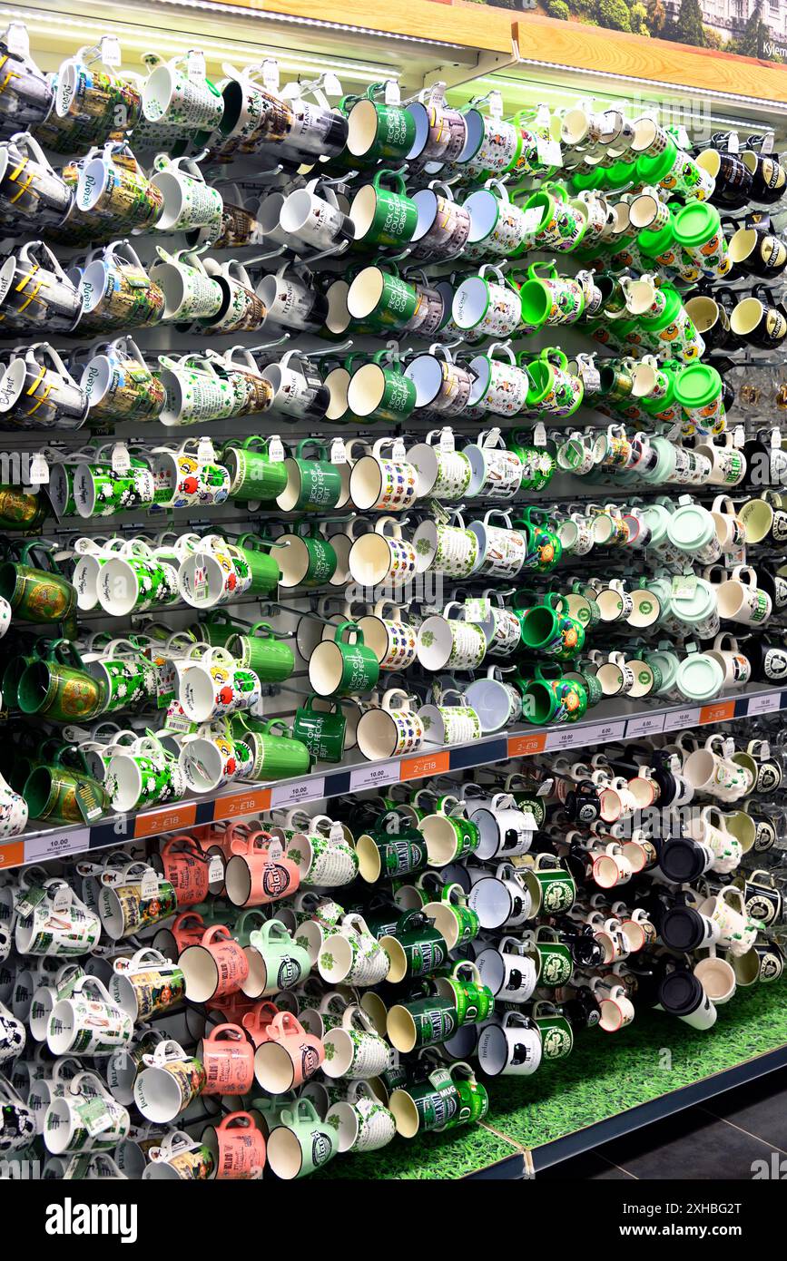 Carrolls Irish Gift shop Dublin Stock Photo - Alamy