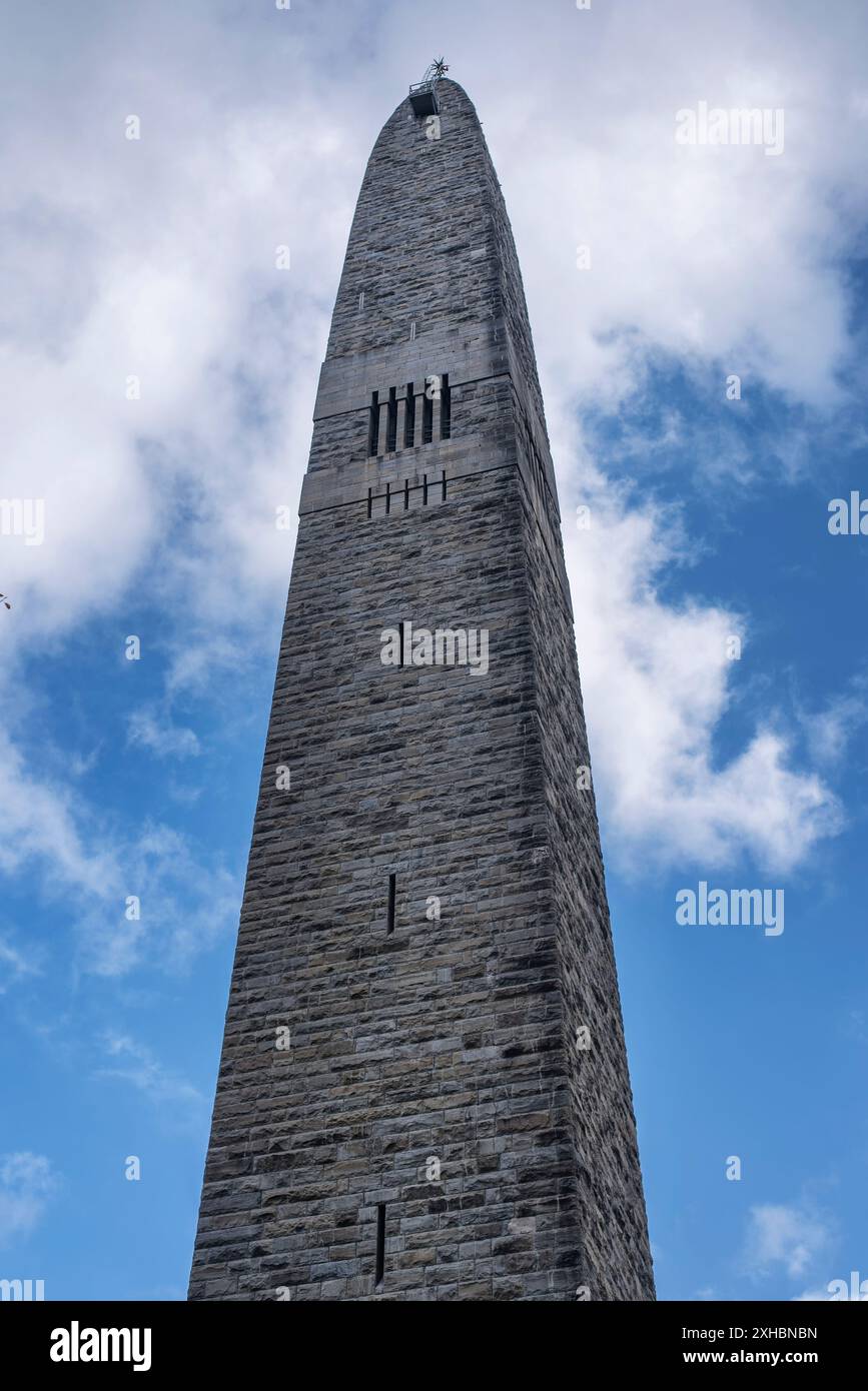 The historic landmark, Bennington Battle Monument in Bennington Vermont ...