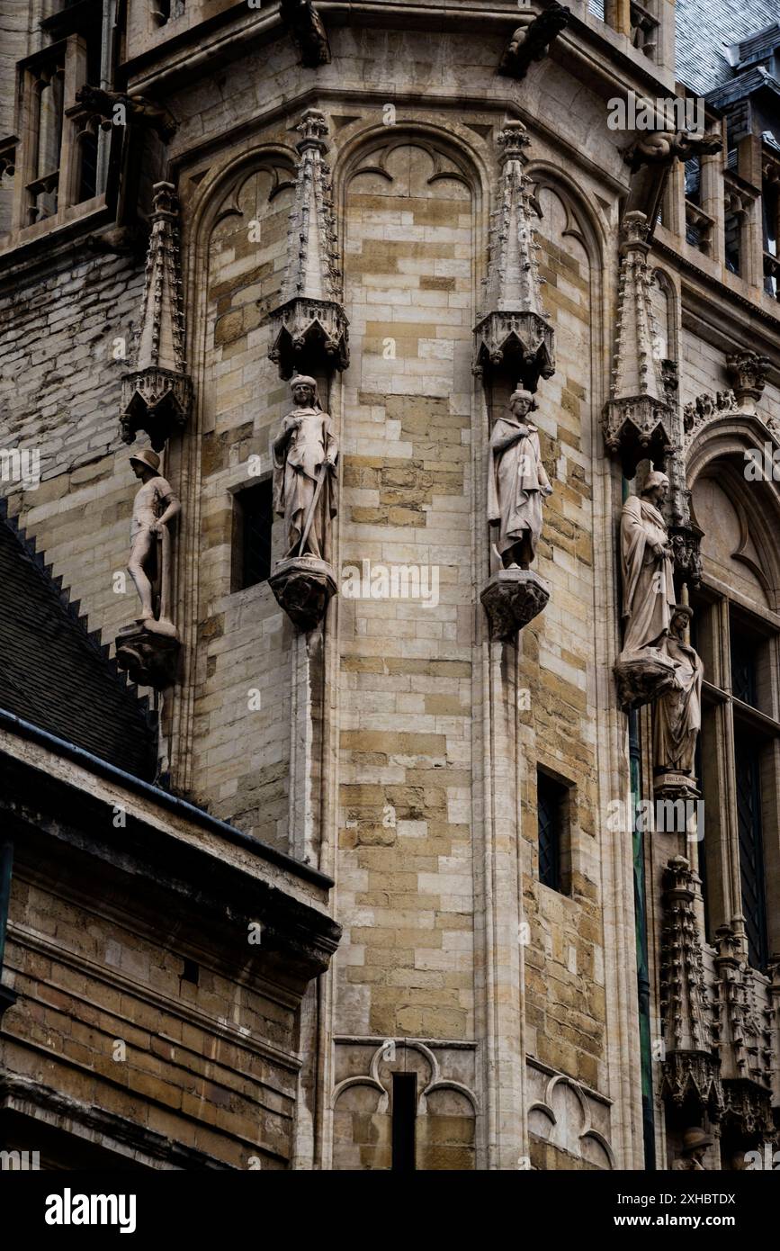 Brussels medieval quarter hi-res stock photography and images - Alamy