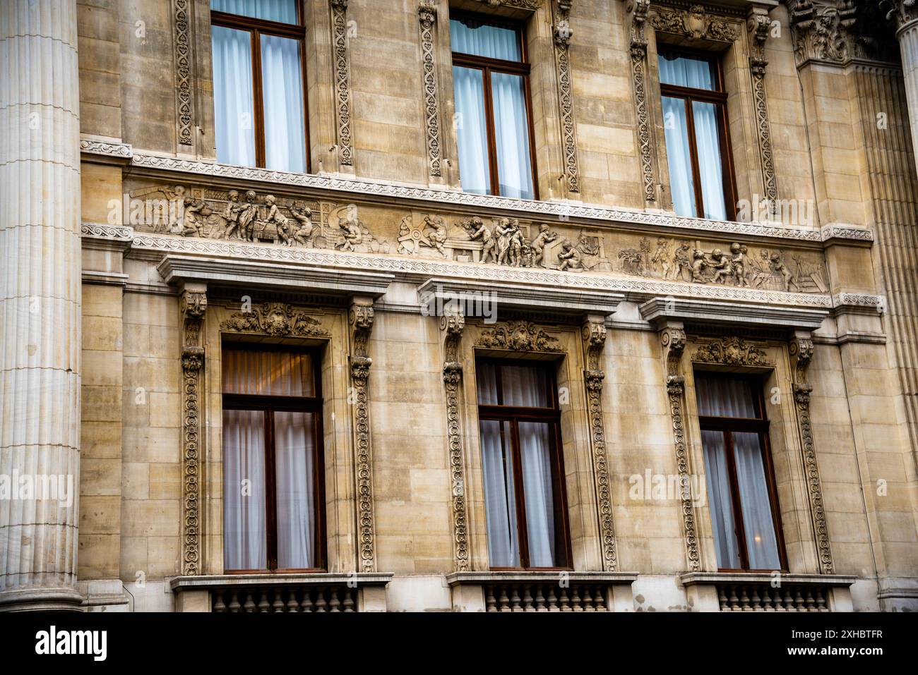 Brussels architectural sculptures hi-res stock photography and images - Alamy