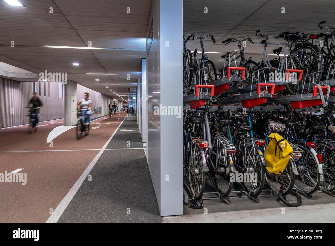 Bicycle parking garage at Utrecht Centraal Central Station ...