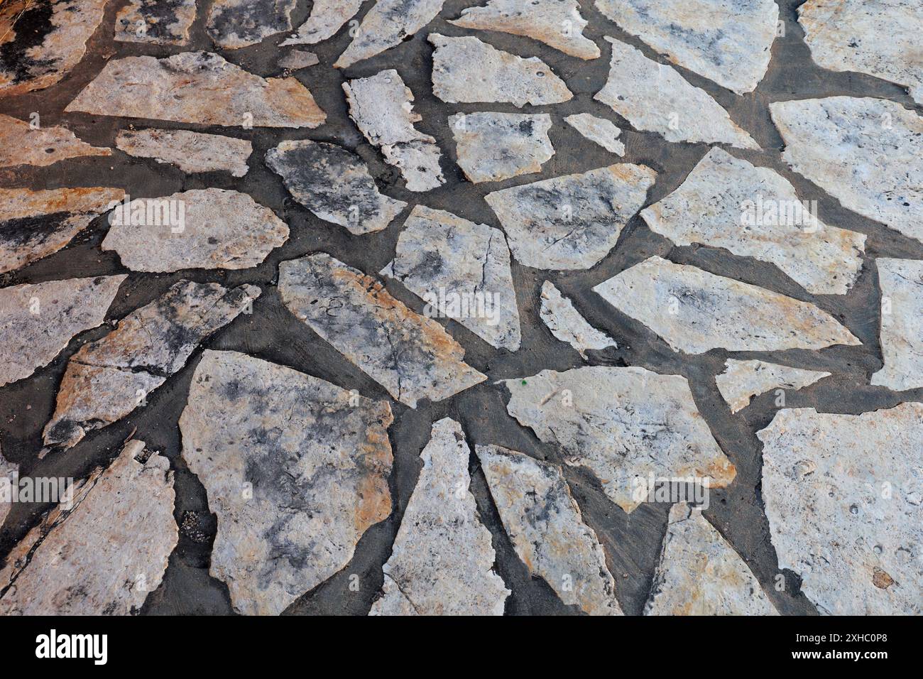 Paving made of natural stones Stock Photo - Alamy