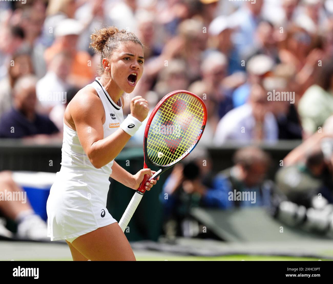 Jasmine Paolini reacts during her match against Barbora Krejcikova (not ...