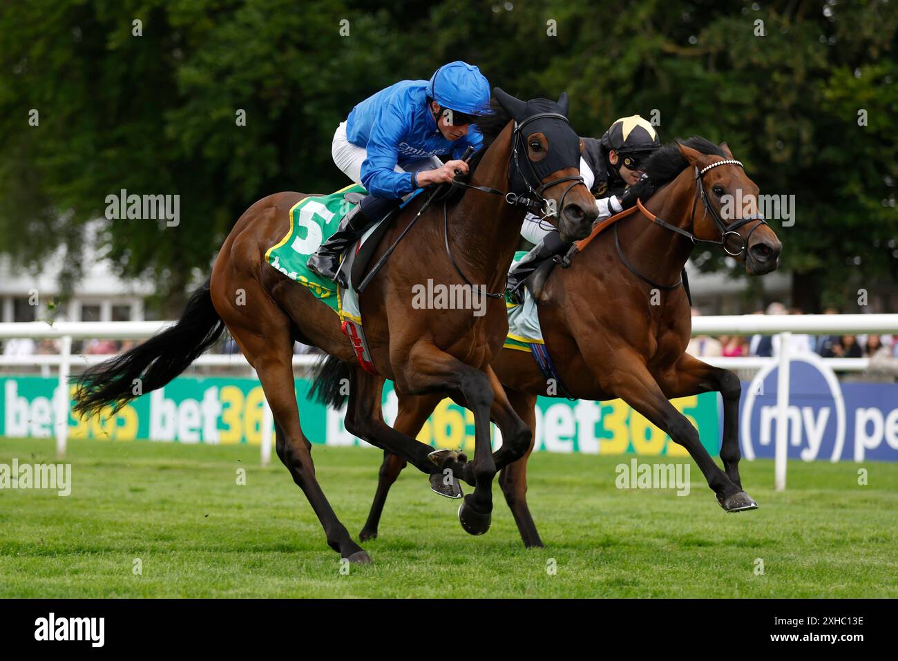 First Conquest and William Buick coming home to win the bet365 Mile ...