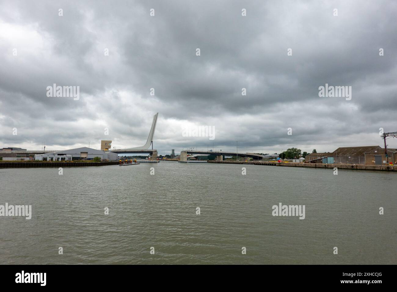 Gull wing bridge lowestoft hi-res stock photography and images - Alamy
