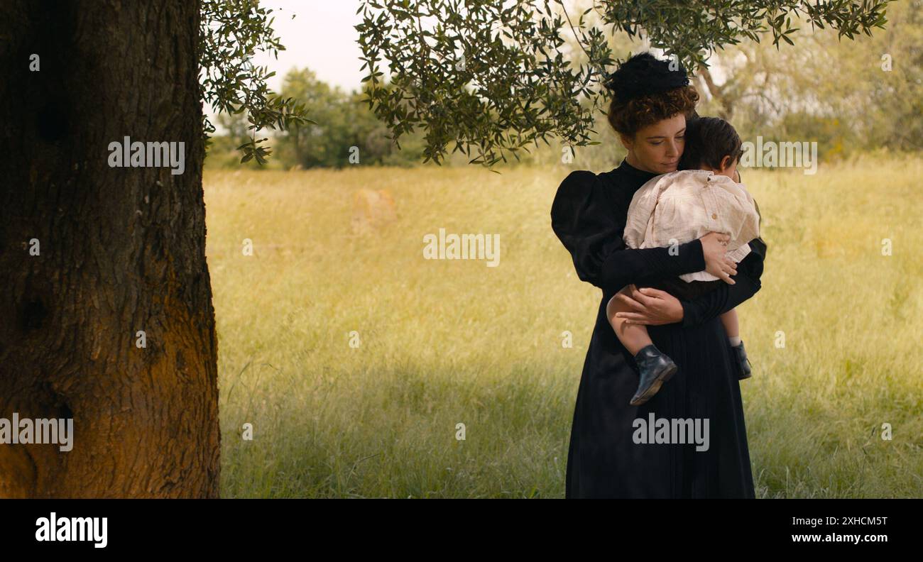 JASMINE TRINCA in MARIA MONTESSORI (2023). Credit: Geko Films/Tempesta ...