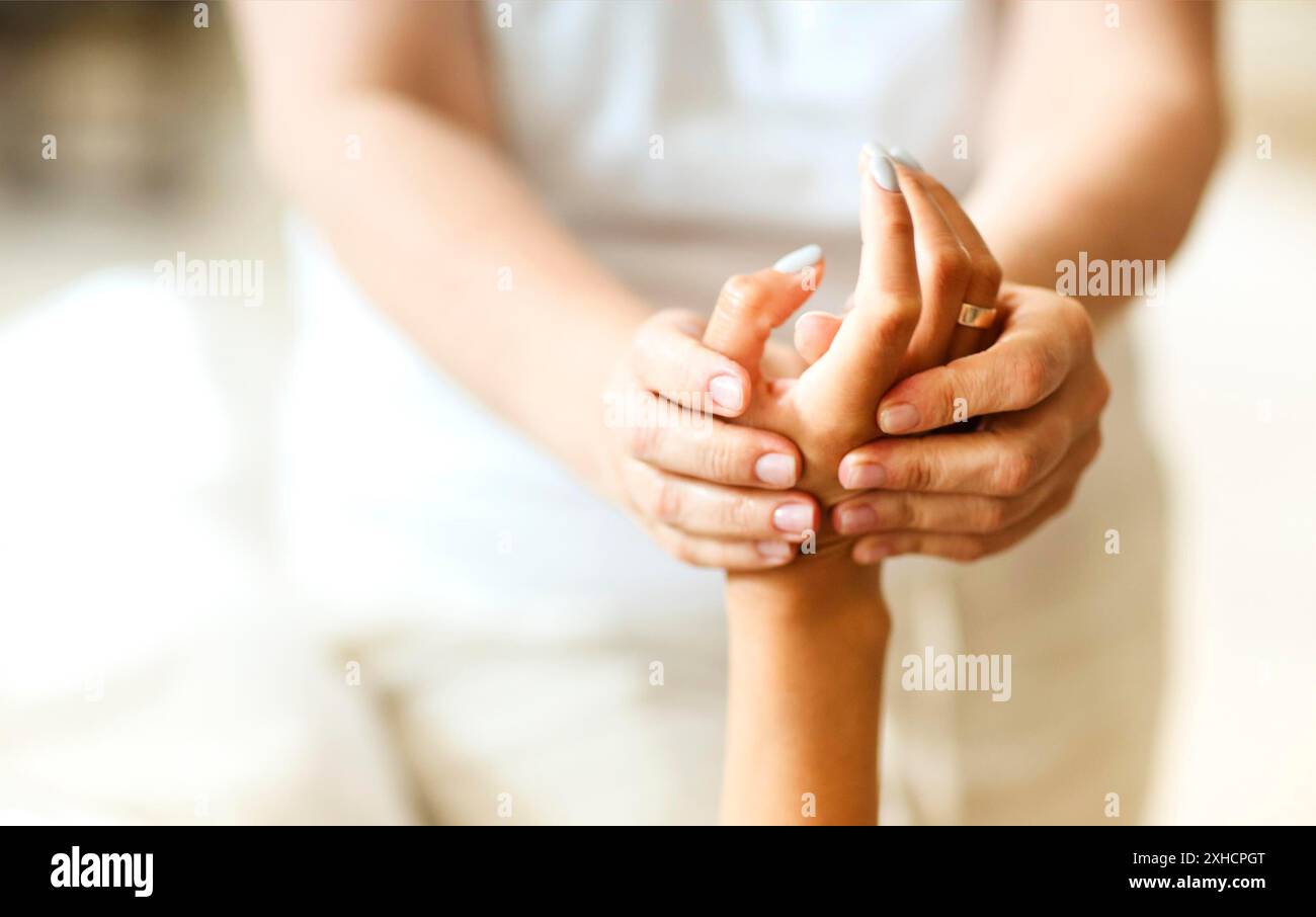 Professional massage of hands in spa salon. Close up Stock Photo - Alamy