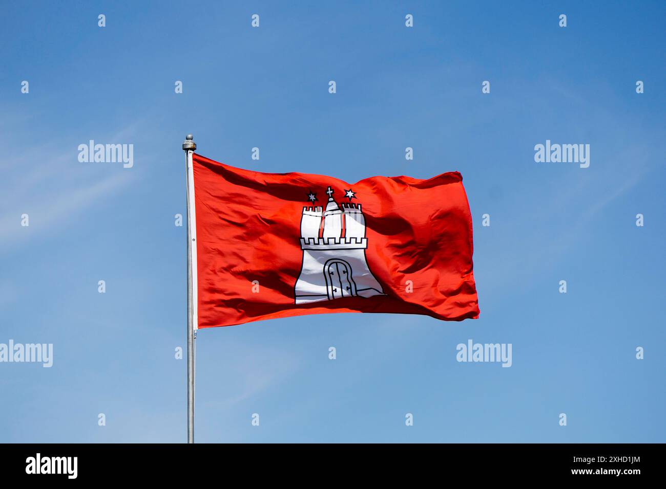 Hamburg flag hi-res stock photography and images - Alamy