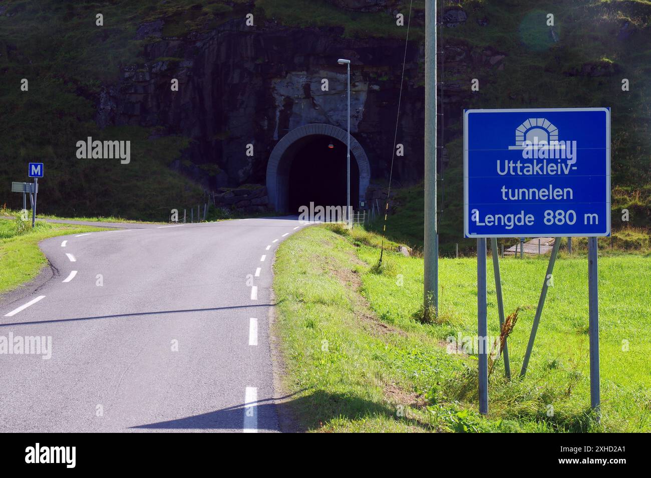 Tunnel entrance sign hi-res stock photography and images - Alamy