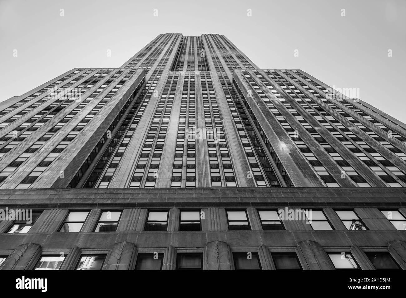 Looking Up at the Empire State Building New York from Ground Level ...