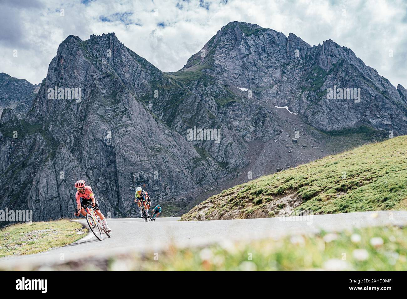 Picture by Zac Williams/SWpix.com - 13/07/2024 - Cycling - 2024 Tour de ...