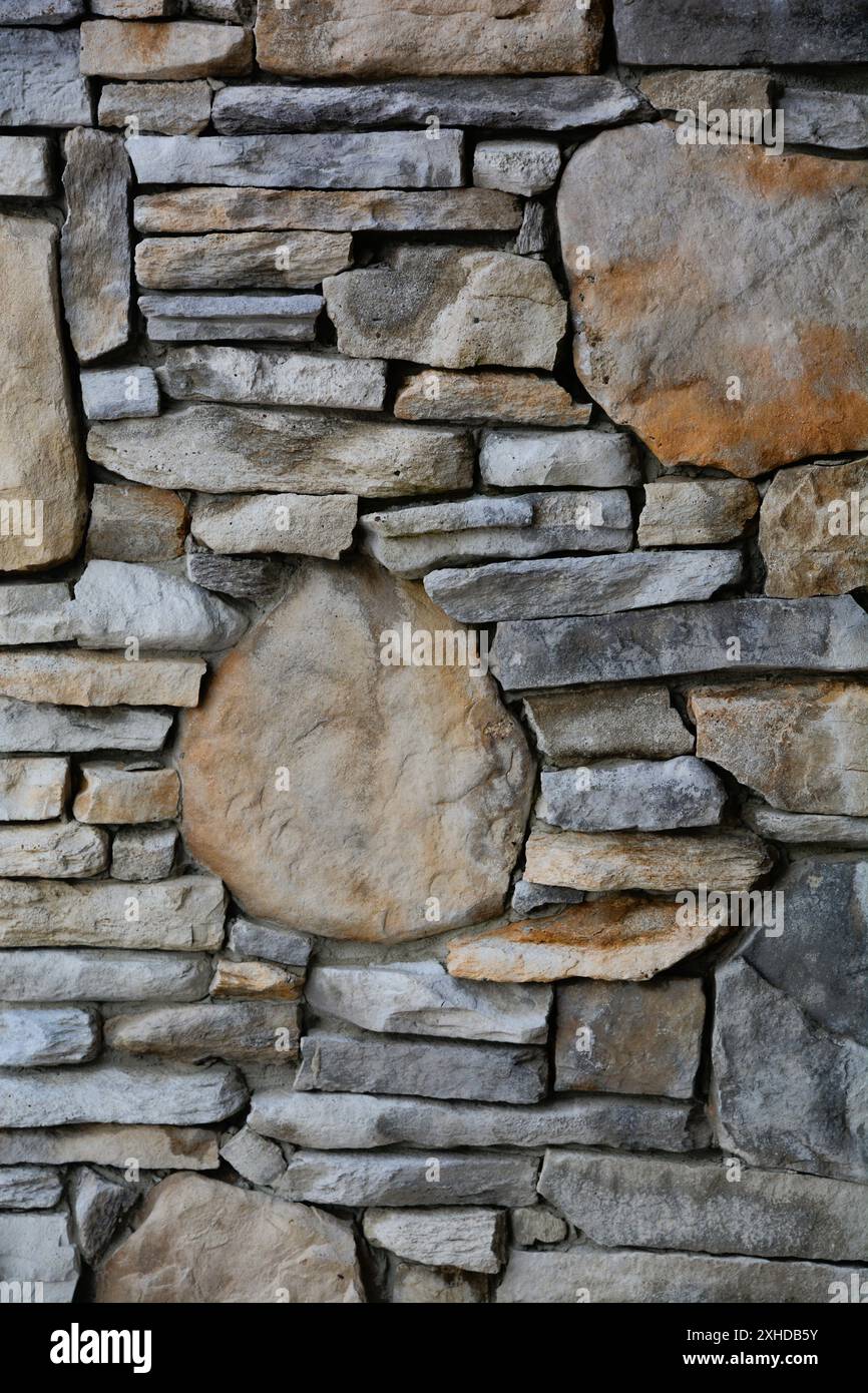 Old masonry mason stones hi-res stock photography and images - Alamy