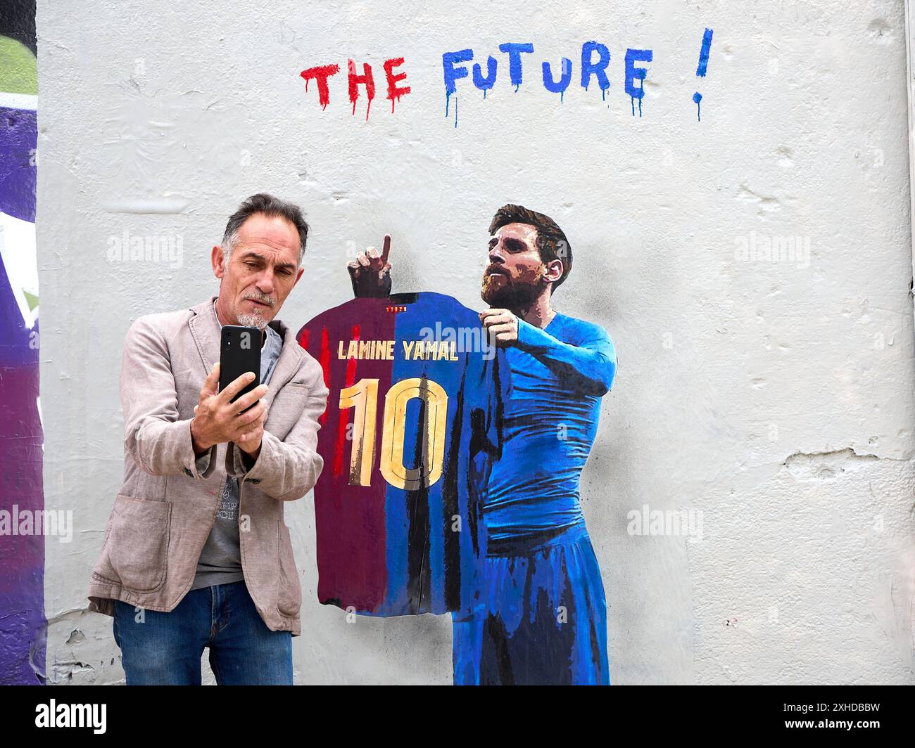 Lamine yamal messi hi-res stock photography and images - Alamy