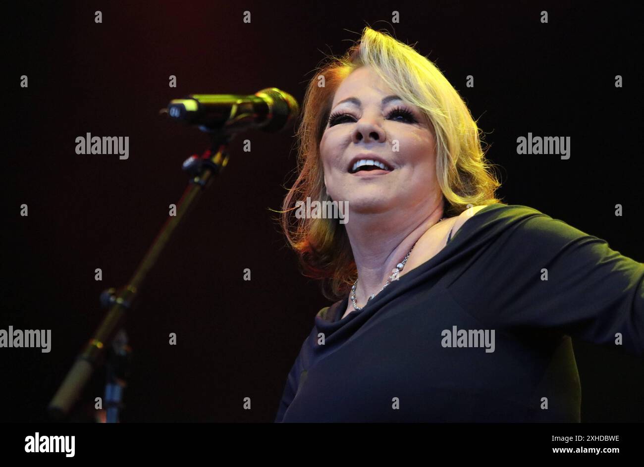 80er Kultstar Sandra beim Berliner Rundfunk Open Air 2024 Berlin ...