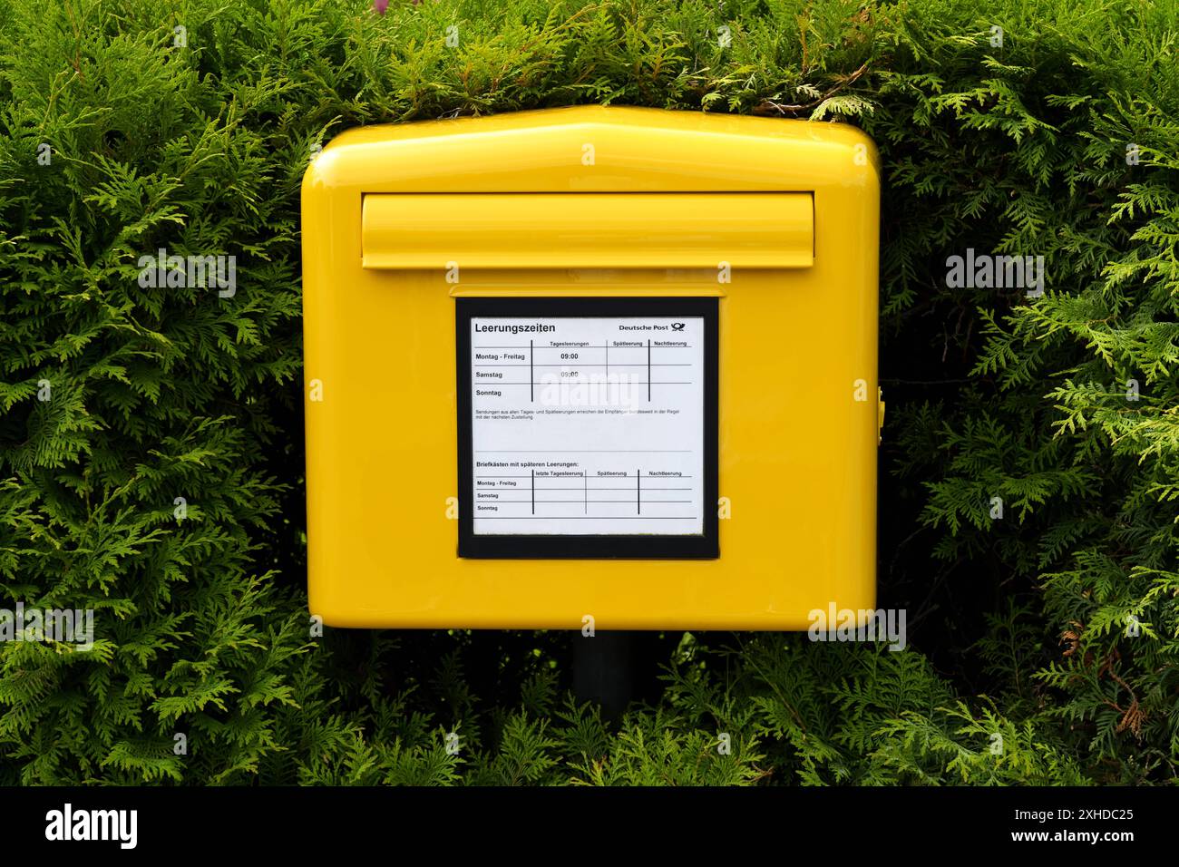 Zugestellte hi-res stock photography and images - Alamy