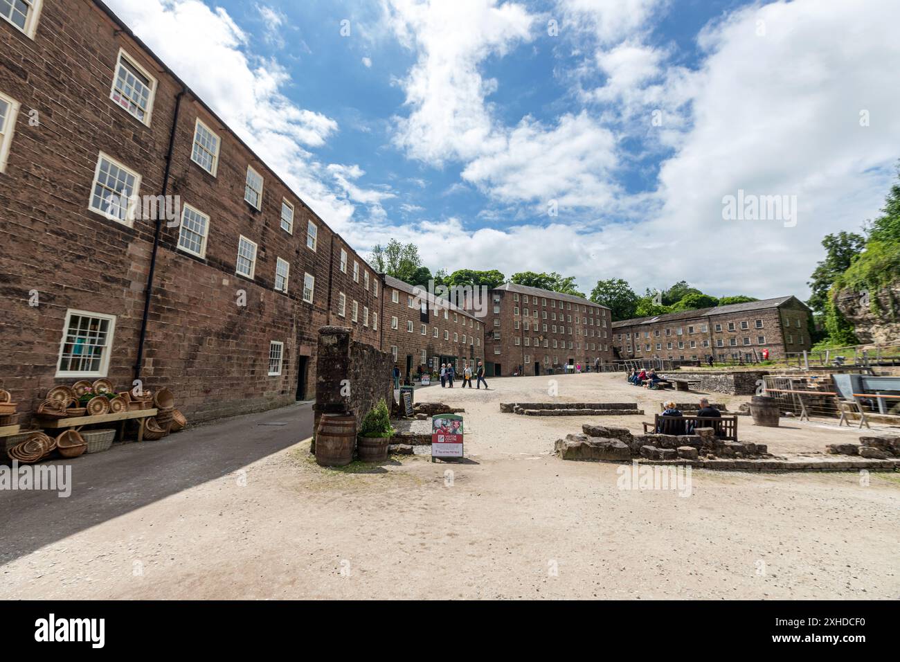 Cromford Mill, world's first water-powered cotton spinning mill ...