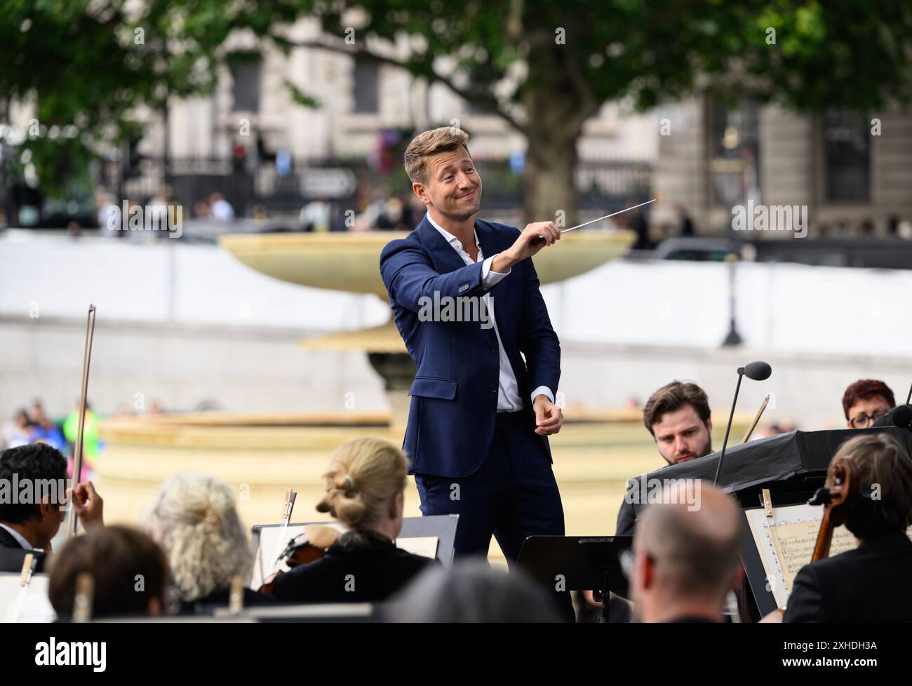 EDITORIAL USE ONLY Duncan Ward conducts the London Symphony Orchestra ...