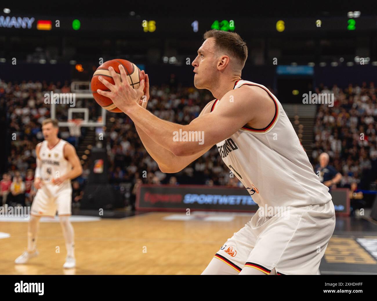 Johannes Voigtmann (Deutschland, #7) Basketball Herren Laenderspiel ...