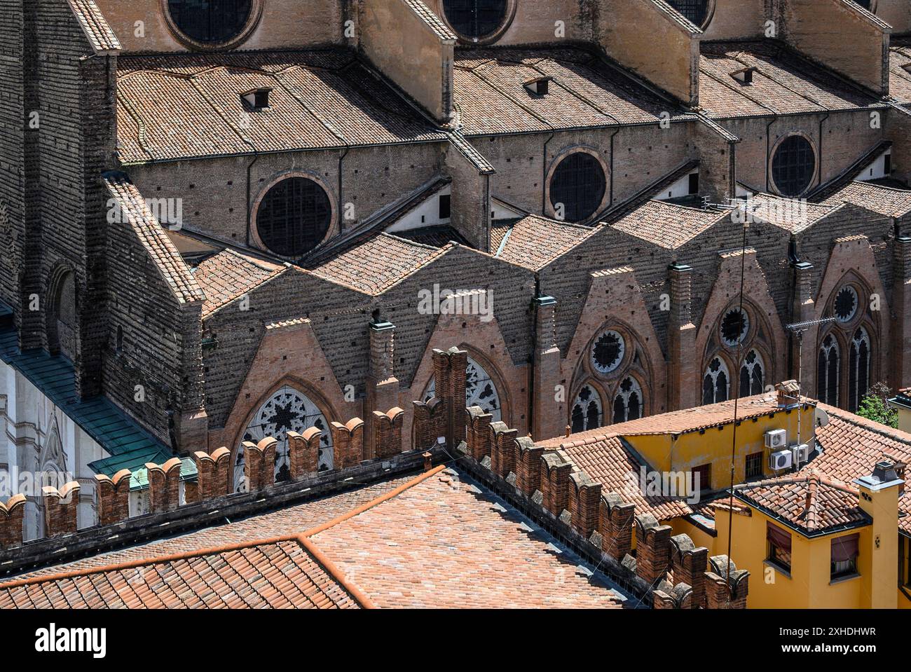 Cattedrale metropolitana di san pietro” hi-res stock photography and ...