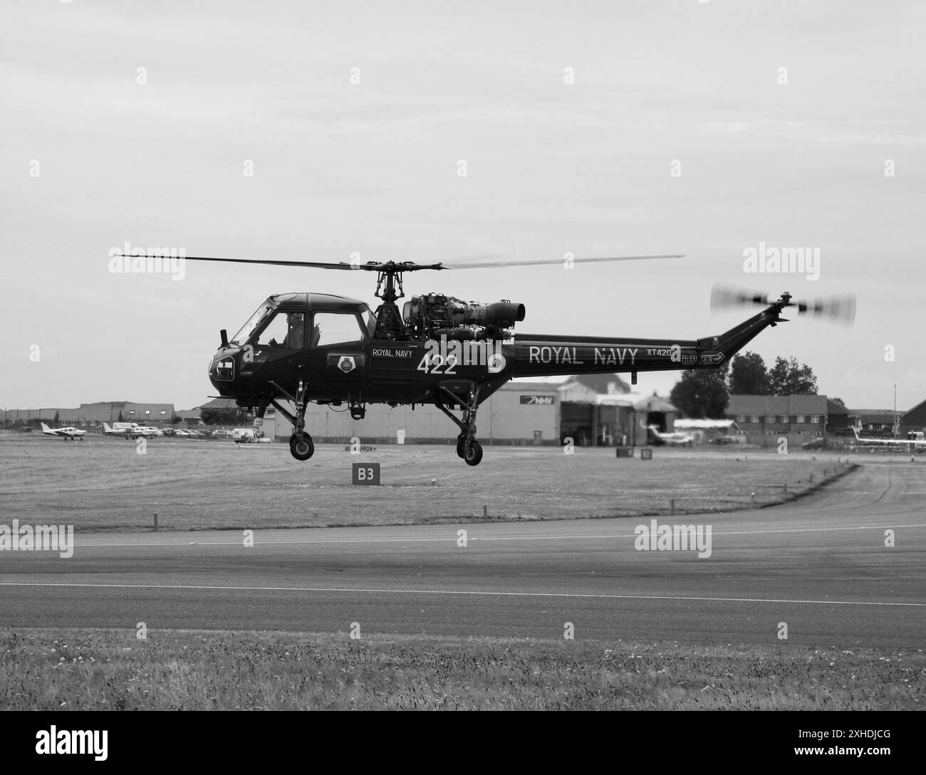 Wasp has mk1 xt420 royal navy helicopter Black and White Stock Photos ...
