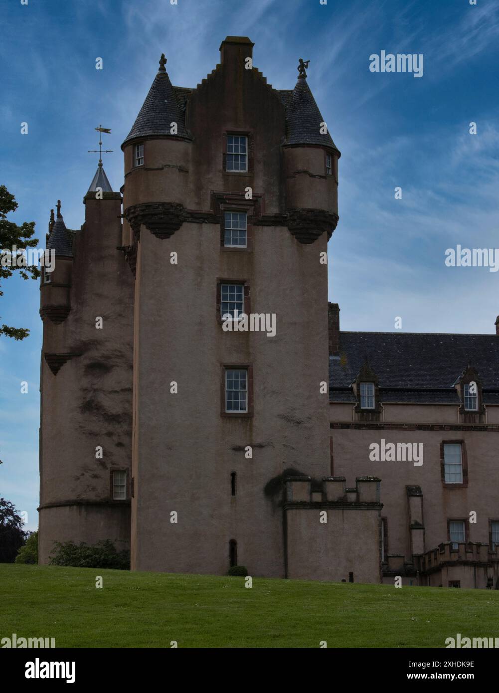 Fyvie village hi-res stock photography and images - Alamy