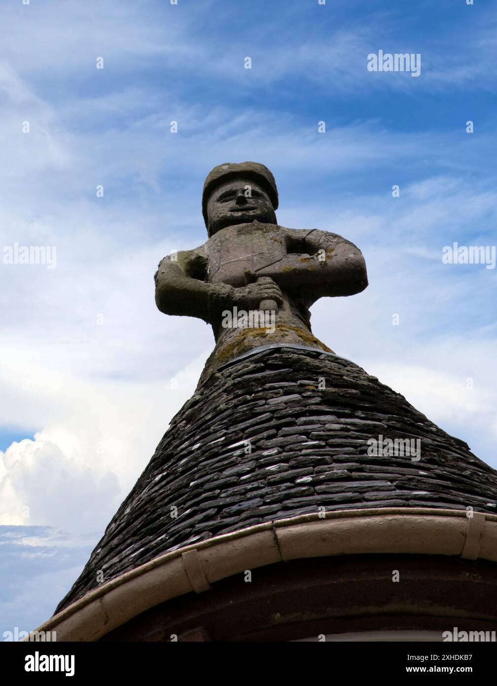 Fyvie village hi-res stock photography and images - Alamy