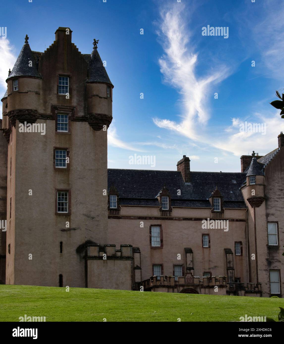 Fyvie village hi-res stock photography and images - Alamy