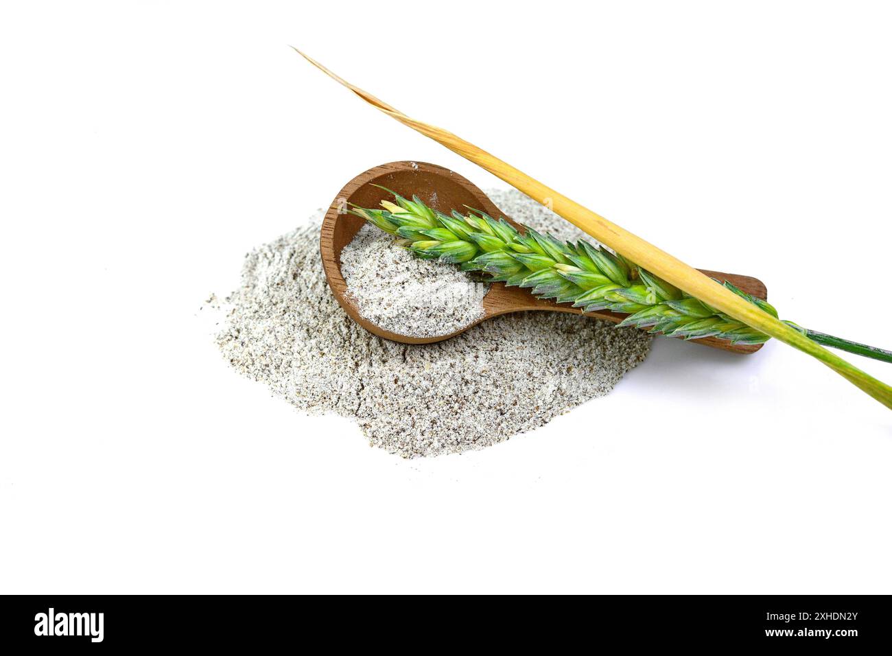 Pile of integral wheat flour isolated on white Stock Photo - Alamy