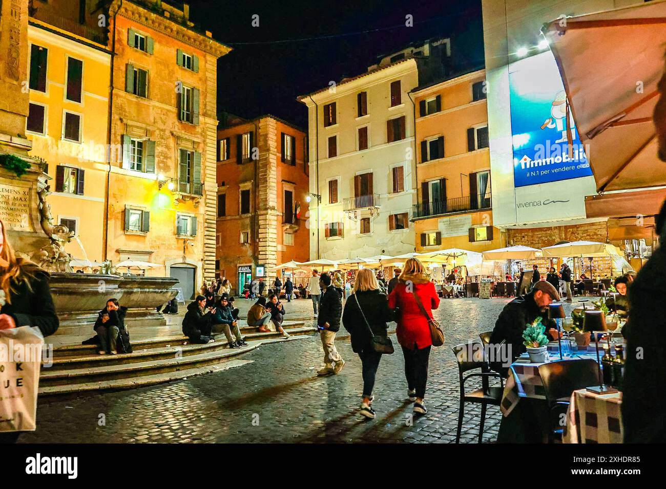 Italy, Rome - November 26, 2023: Old cozy street Illuminated at night ...