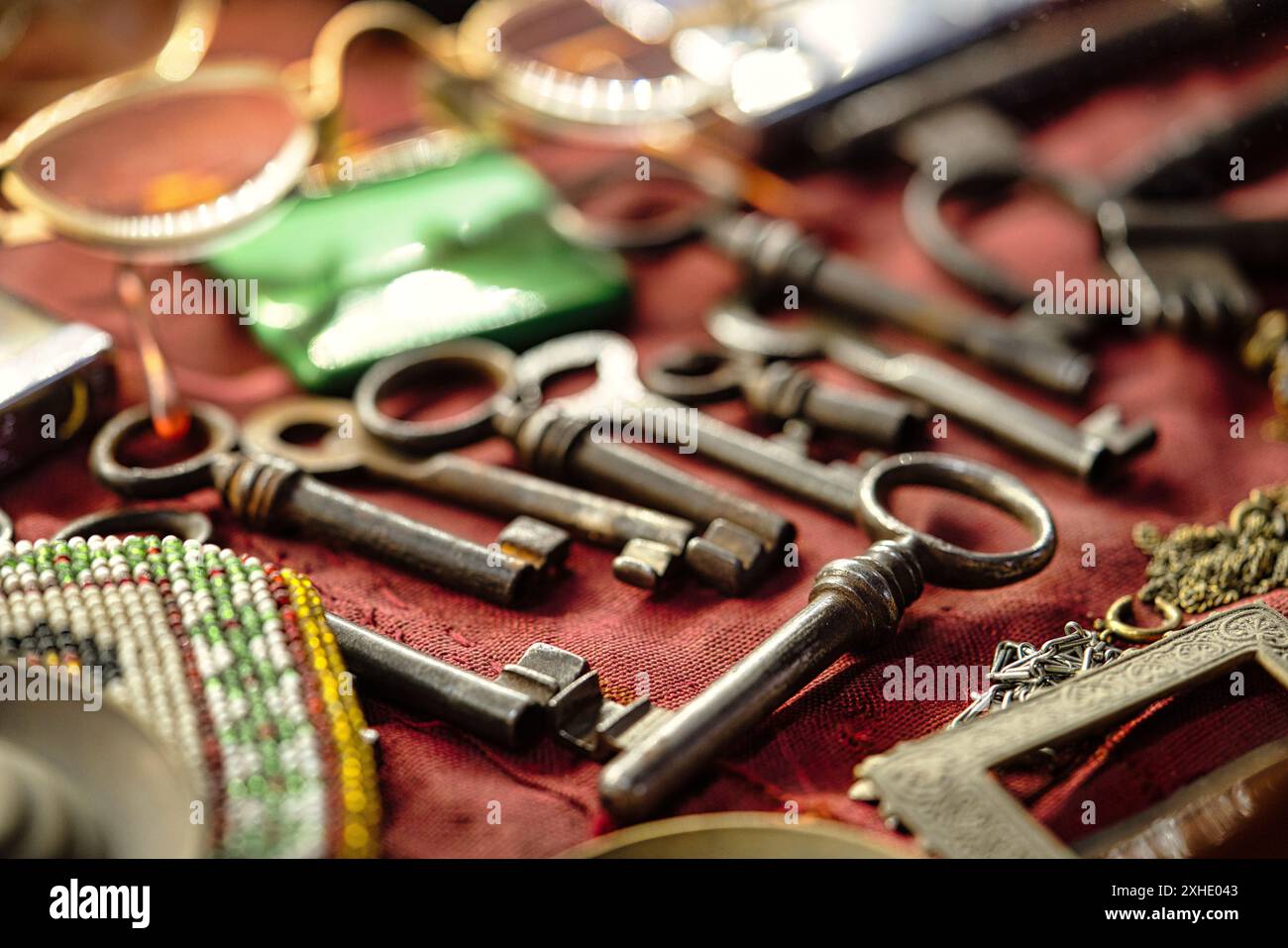 Historical iron keys hi-res stock photography and images - Alamy