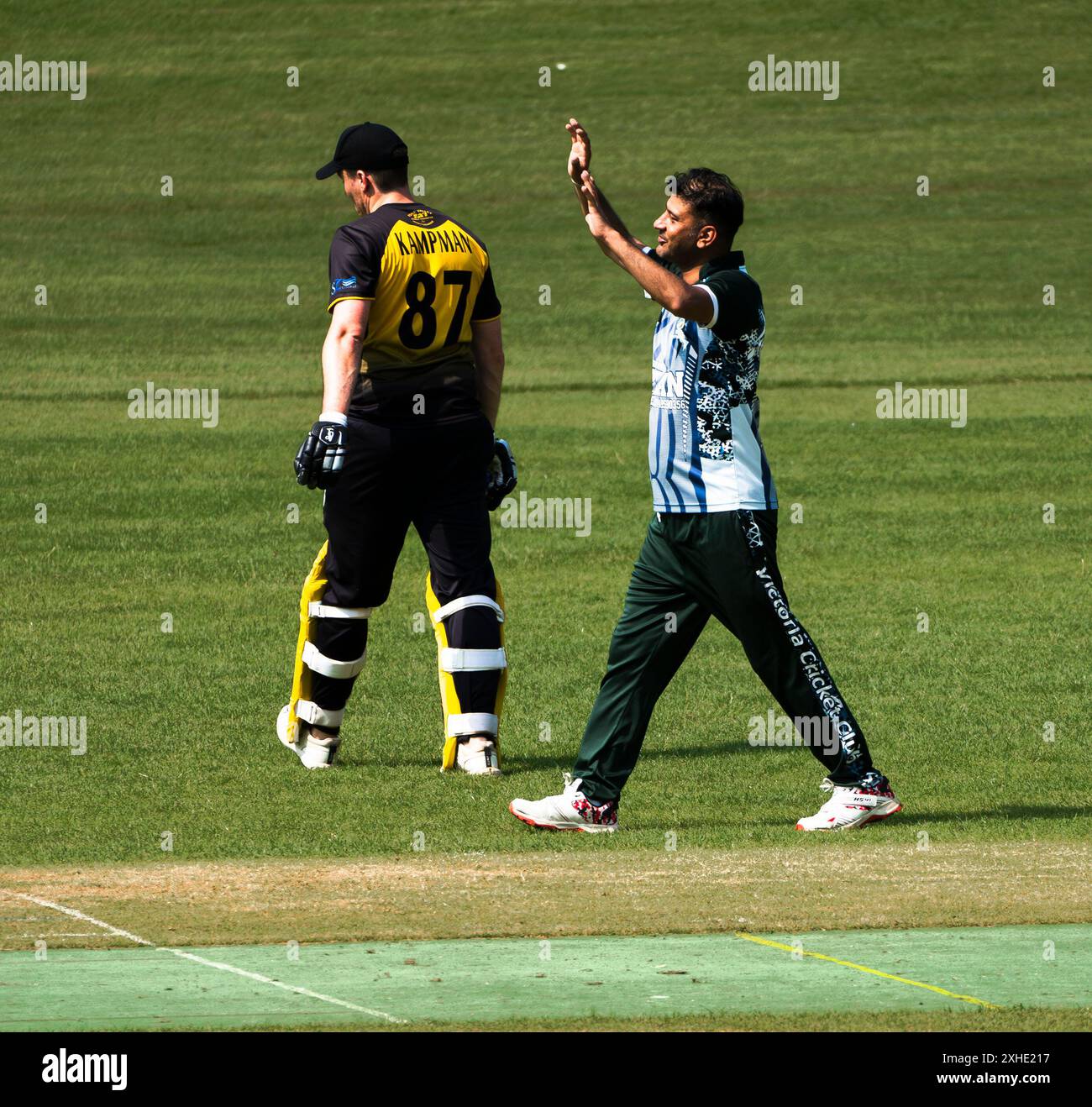 East Kilbride Cricket Club Action highlights Stock Photo - Alamy