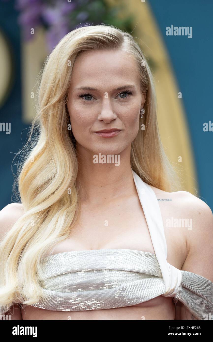 Cast and Guests attend Bridgerton Season 2 Part 2 TV Series premiere ...