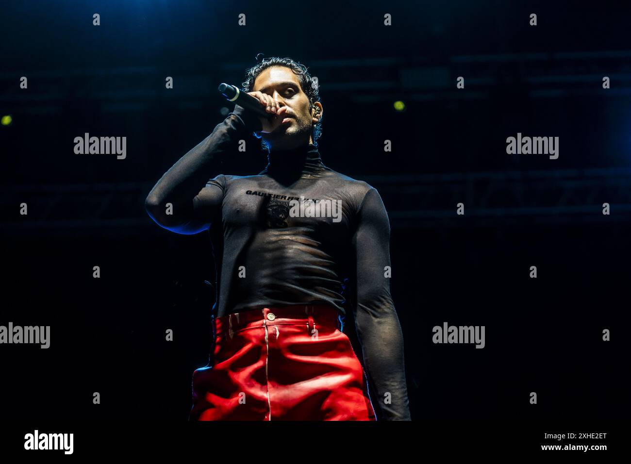 Mahmood in concert at the Arena del Mare for the Live in Genova ...